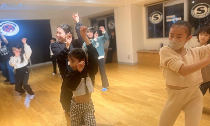 Kids・jrコース｜STEPOUT DANCE STUDIO